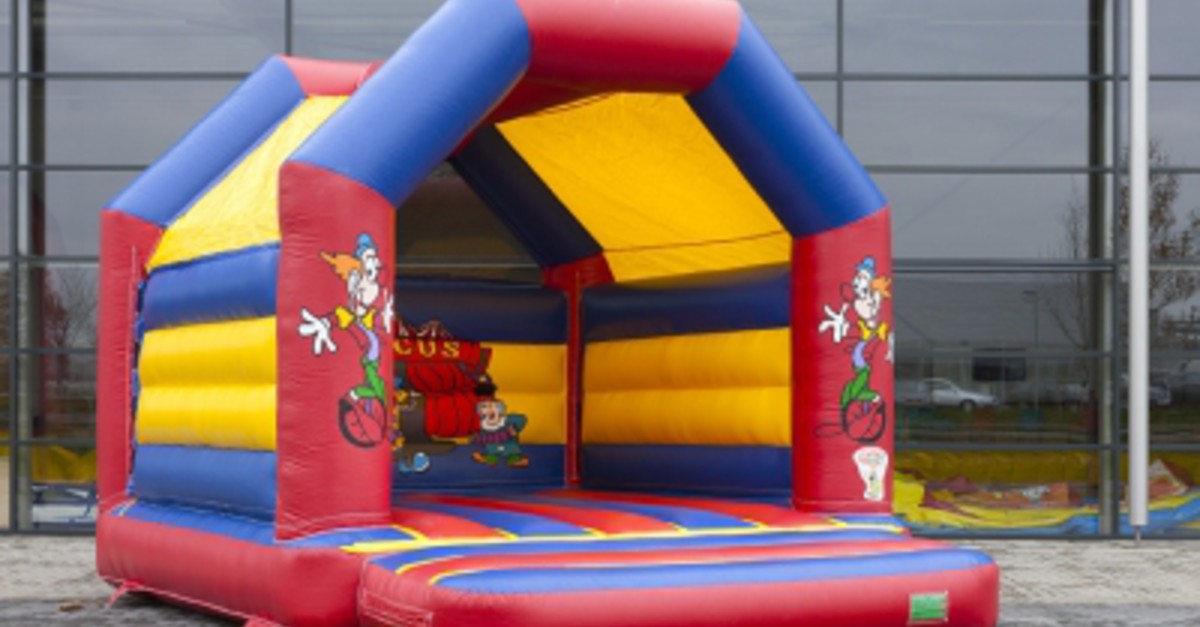 Archiv - Hüpfburg Standard A-Frame Zirkus - Hüpfburg-Shop.de